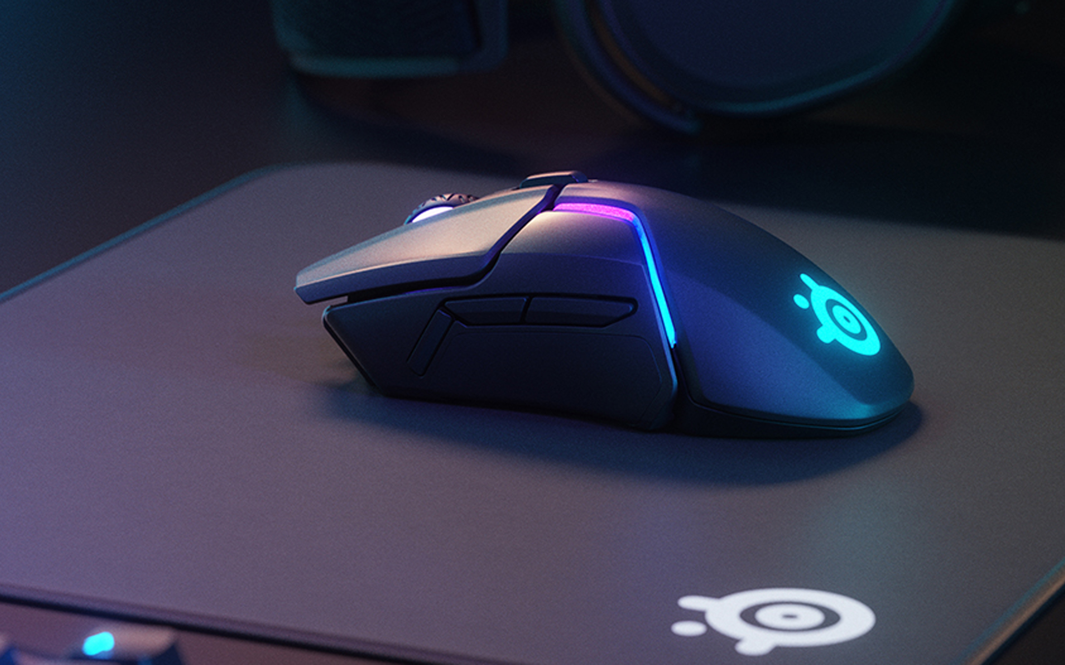 Il mouse da gaming SteelSeries Rival 650 con Quantum Wireless in ...